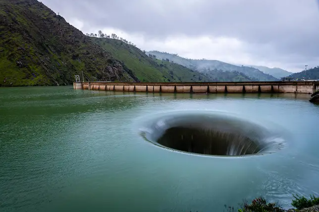 'Portal To Hell': Rare Vortex Opens Up In US Lake Berryessa