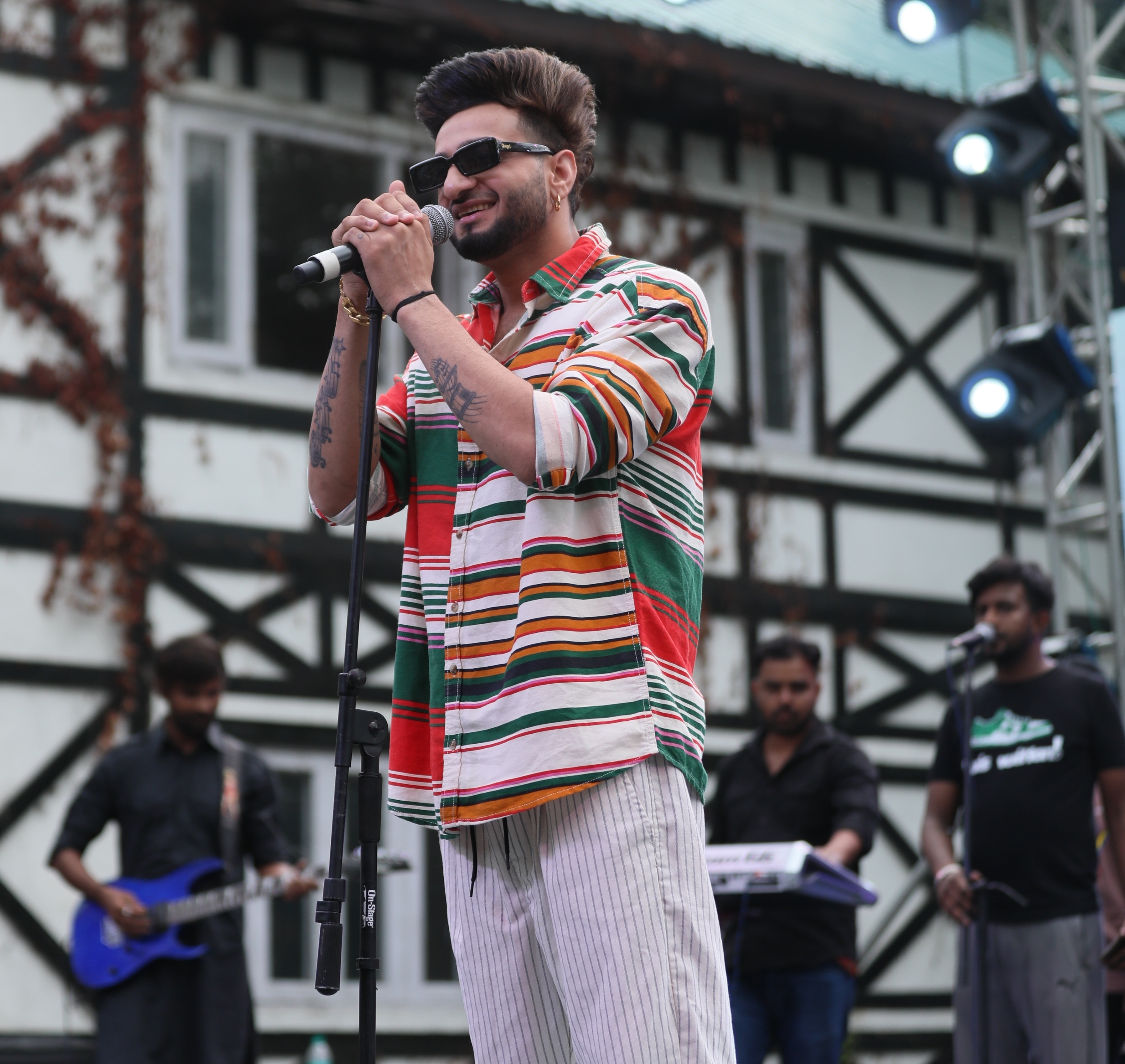 When Punjabi Singers Created History By The Dal Lake In Kashmir