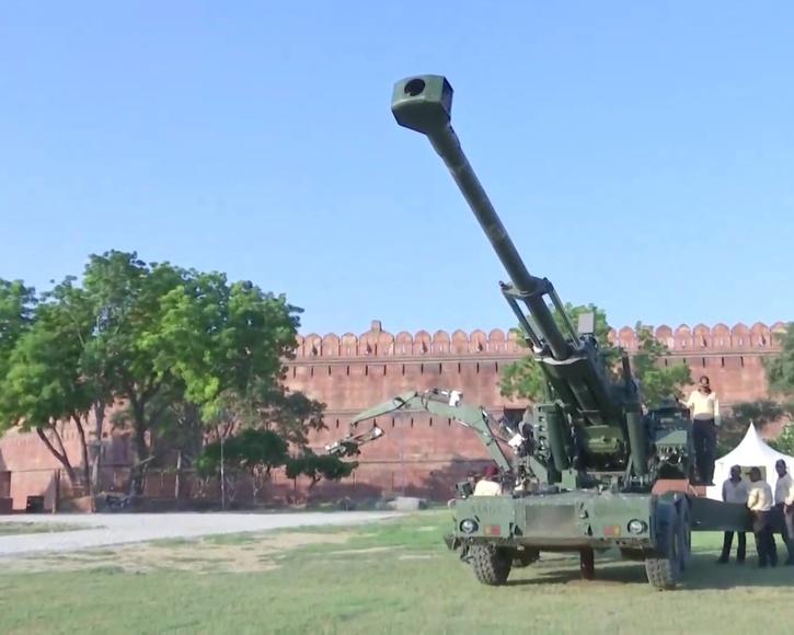 In A First, Made-In-India ATAGS Used For Ceremonial Gun Salute On ...
