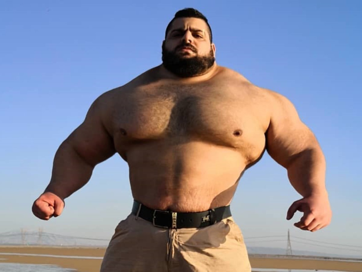 ‘Iranian Hulk’ Deletes 'Photoshopped' Instagram Pictures