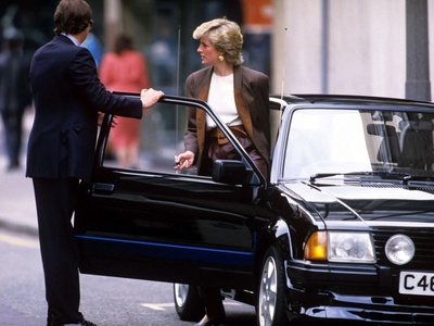 Princess Diana's Unique Ford Escort Sells For Rs 6 Crore At Auction