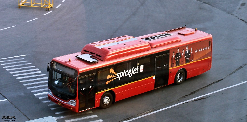 SpiceJet Passengers Walk On Delhi Airport's Tarmac As Bus Didn't Arrive ...