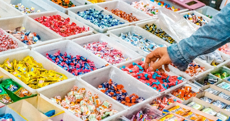 Love Sweets? Canadian Candy Company Is Offering Over 60 Lakh A Year For ...