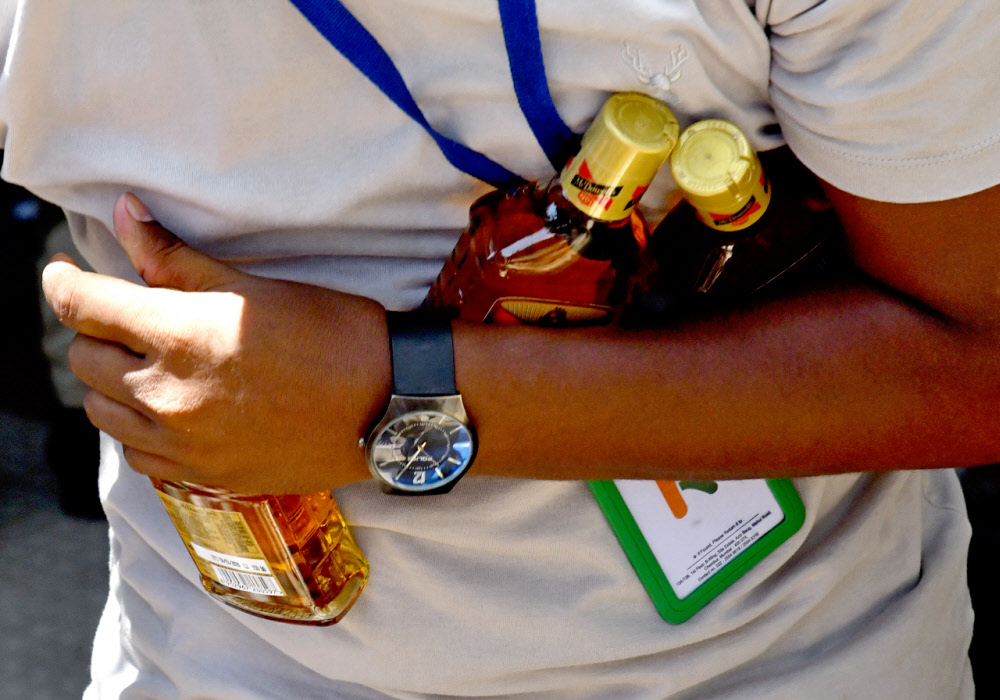Explained: A Comprehensive Look At Indian States And Their Alcohol Ban ...