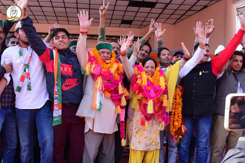 Who Is Pratibha Singh, The Frontrunner For The Post Of Himachal Pradesh Chief Minister?