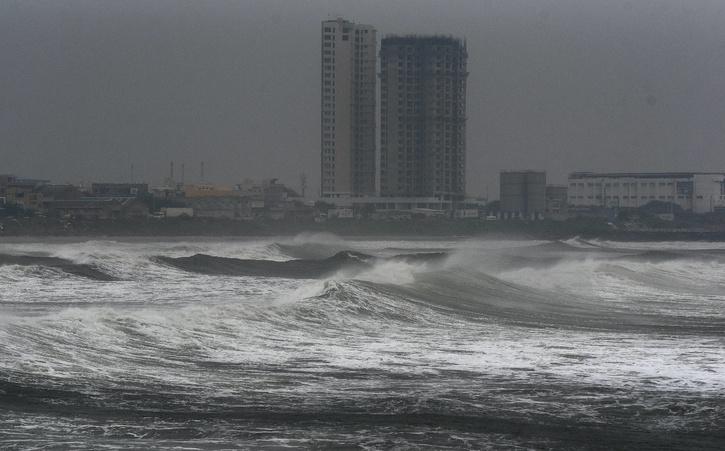 Deep Depression Intensifies Into Cyclonic Storm Mandous, Will Cross TN, Puducherry On Friday