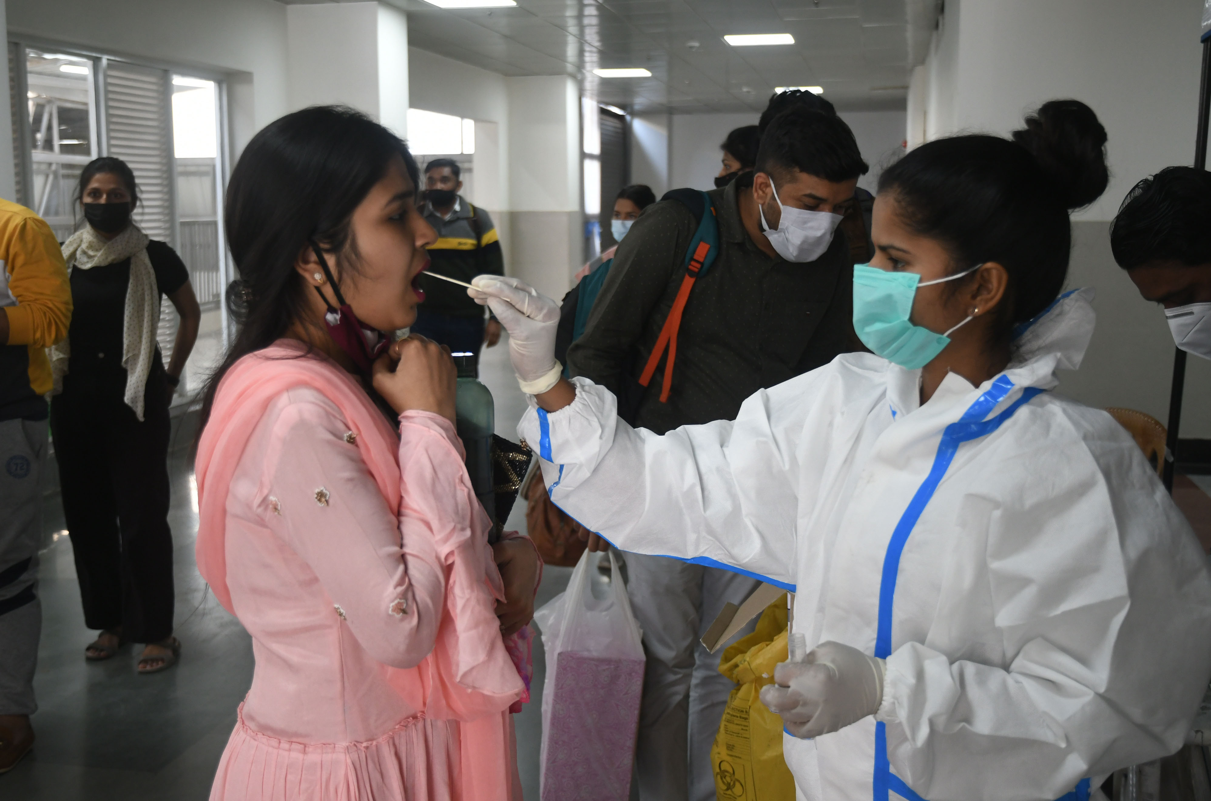 Negative RT-PCR Report Made Mandatory For Those Coming To India From ...