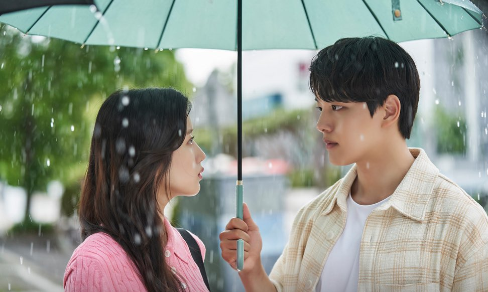 Must Watch 10 Best Romantic K-Dramas Of 2022 To Add To Your Binge Watch List
