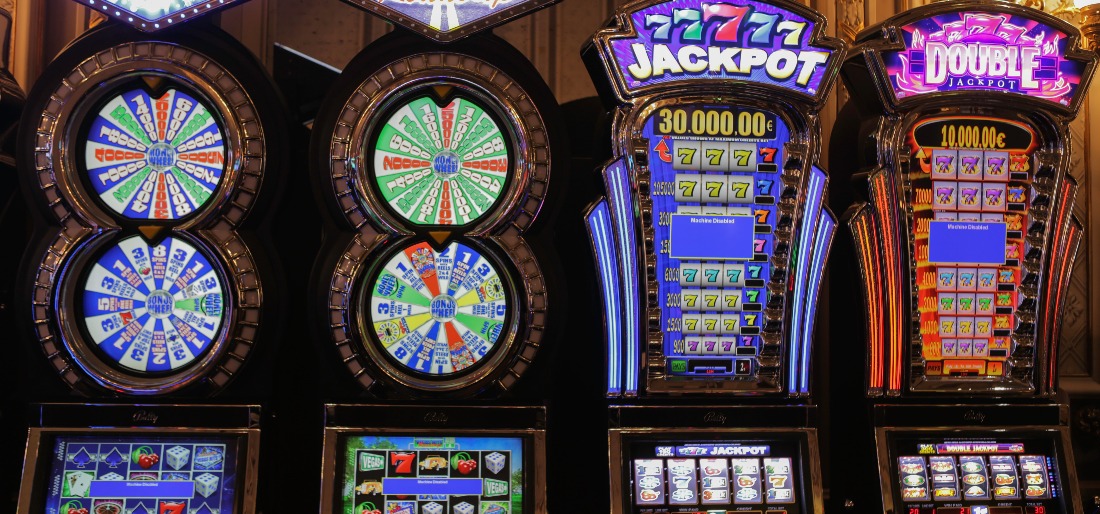 9 Lucky People Who Became Rich Overnight After Winning Jackpots In 2022