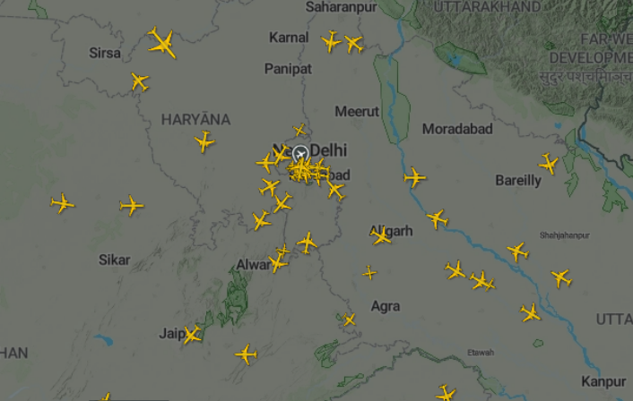 #DelhiAirport Trends: How Chaotic Is IGI's Terminal 3 Right Now