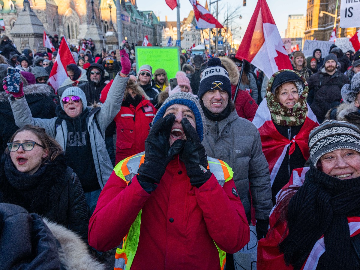Canadian PM Trudeau Vows To Freeze Protesters' Bank Accounts: Here's ...