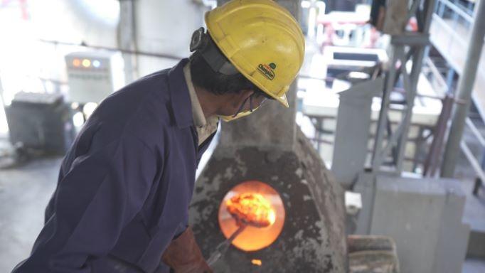 This Company Recycles Most Of India's 50,000 Tons Of Toxic Battery ...