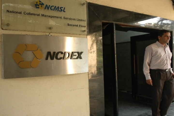 What Is a Stock Exchange? How Many Stock Exchanges Are There In India?