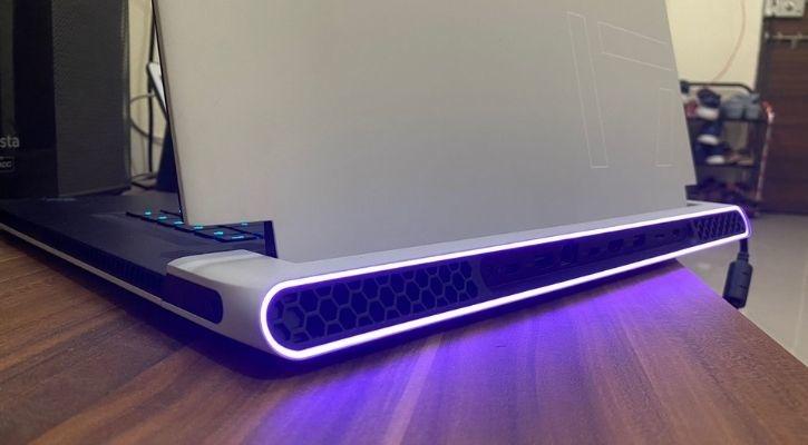 Alienware X17 R1 Offers Butter Smooth Gameplay In A Sleek, Attractive ...