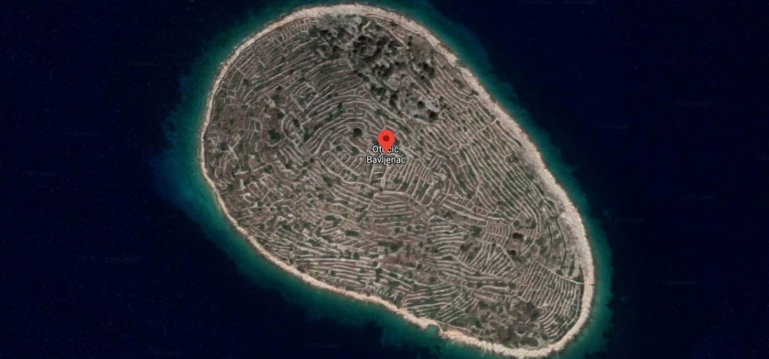 दुनिया का इकलौता द्वीप, विशाल फ़िंगरप्रिंट की तरह दिखता है, एक भी इंसान ...