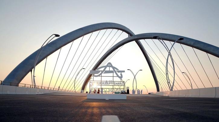 Dubai Opens Stunning ‘Infinity Bridge’ To Traffic For The First Time