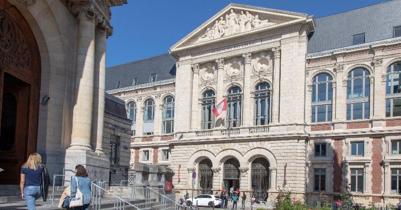 French University Offers Masters Course In 'Drinking, Eating, And Living'