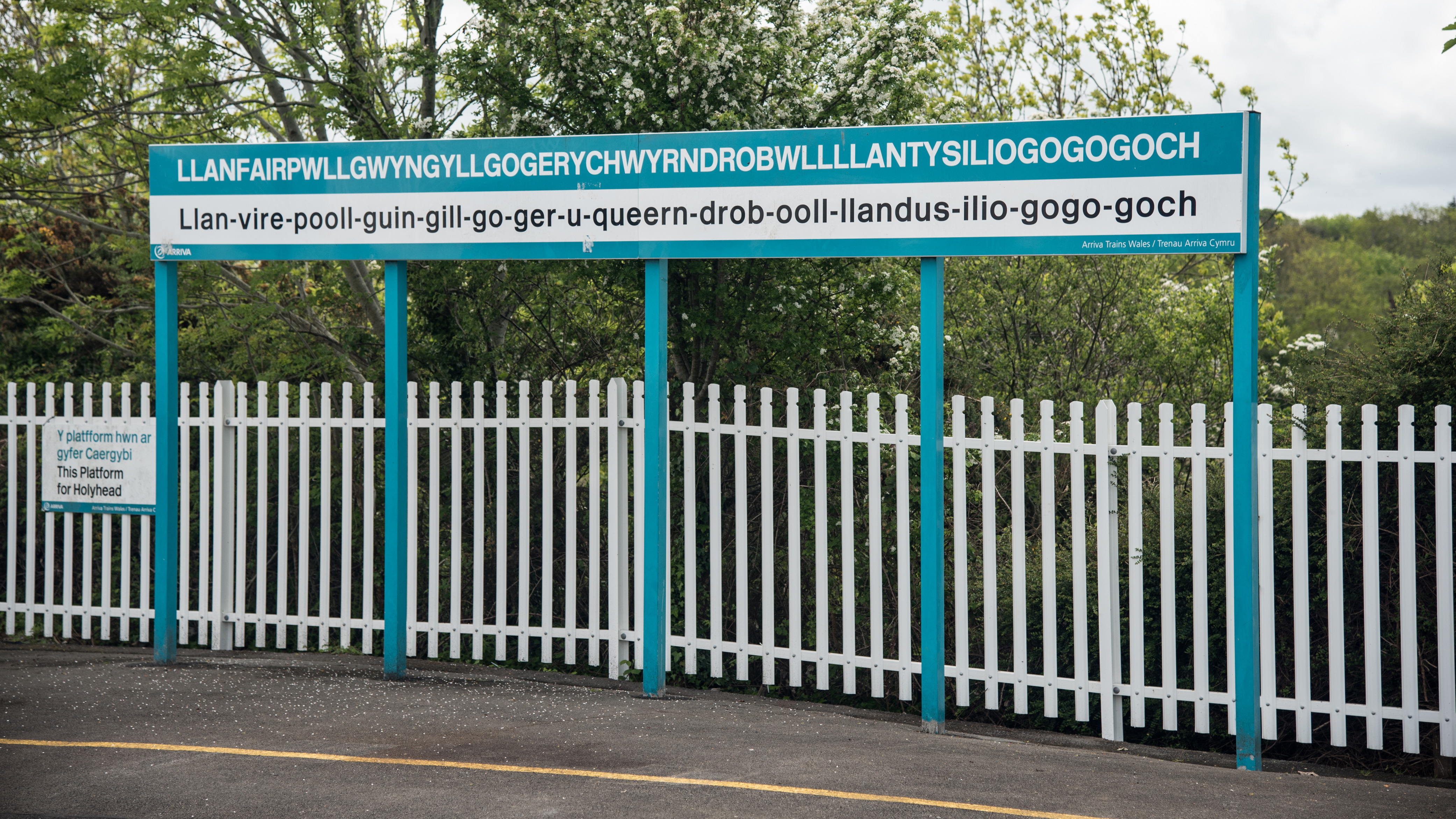 Strangest Place Names In The World: Llanfairpwllgwyngyll, Wales To Pee ...