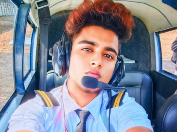 India's First Trans Pilot Declared 'Unfit' To Fly, Forced To Work As ...