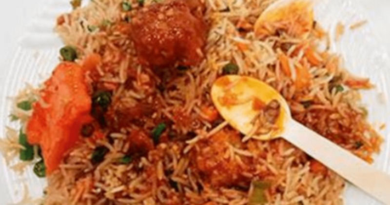 Cockroach In Chinese Food At Chandigarh Elante Mall, Staff Call It Onion