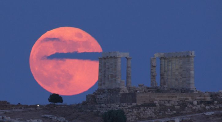 The World Will Be Treated To 'Strawberry Moon' On June 14: All You Need ...