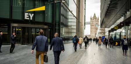 Ernst & Young Fined $100 Million Over Auditor Professionals’ Cheating