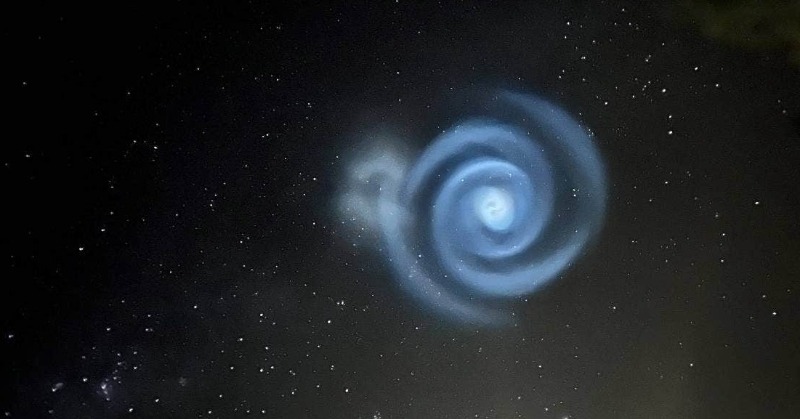 Glowing Blue Spiral Light Appears In New Zealand Skies