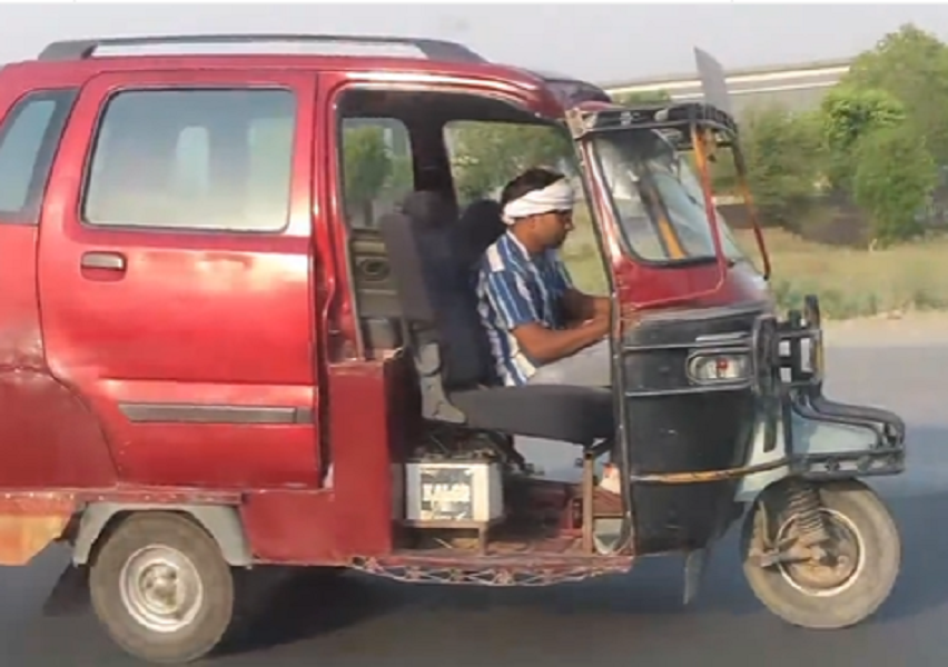 Modified WagonR Turned Into Three-wheeler