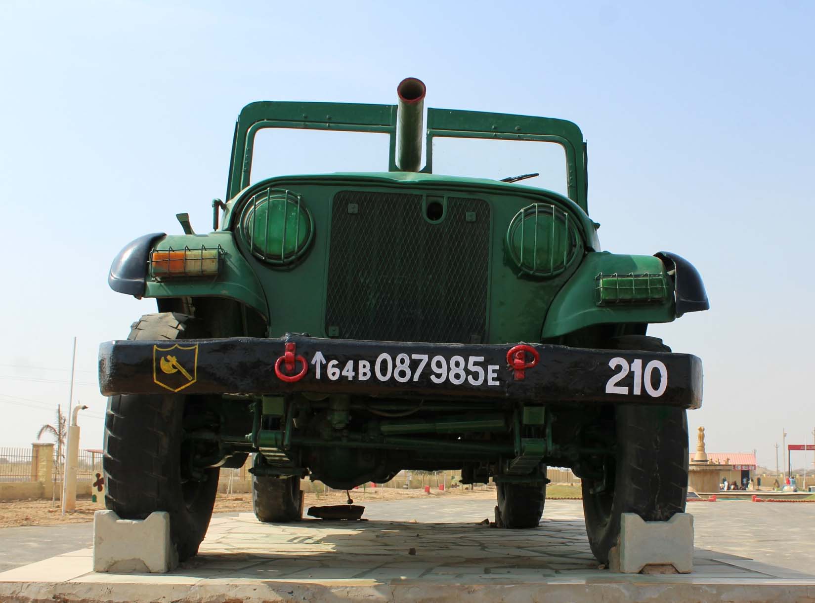 Indian Army की गाड़ियों के नंबर प्लेट पर सबसे आगे तीर का निशान देखा है ...