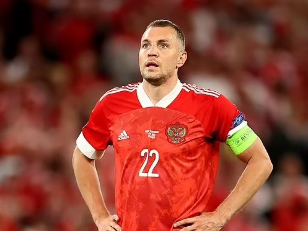 'Proud To Be Russian' - National Football Captain Artem Dzyuba Breaks ...