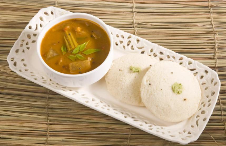 Sambar: इडली, डोसा का साथी और साउथ इंडियन खाने का अहम हिस्सा, जिसका ...