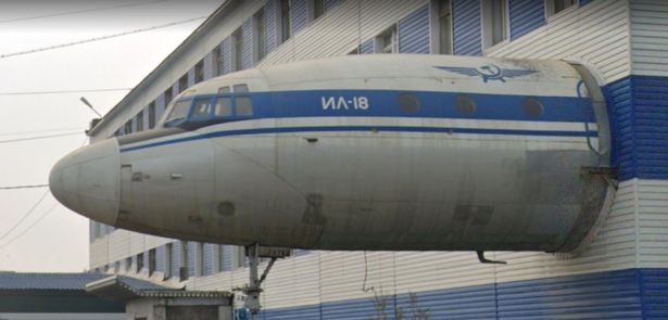 Google Maps User Spots Cockpit Of Old Soviet Aircraft Used As House ...
