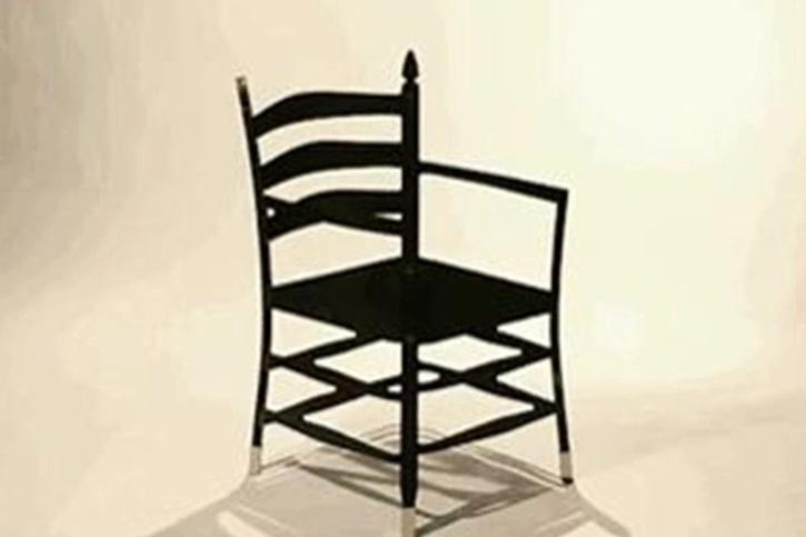 Optical Illusion: Which Way Is The Chair Facing