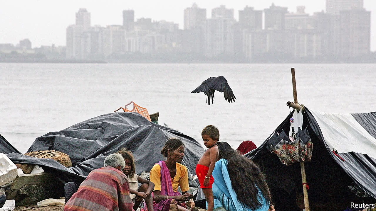 15% Indians Earn Less Than Rs 5,000 Per Month While 1% Rich Hold 22% Of ...