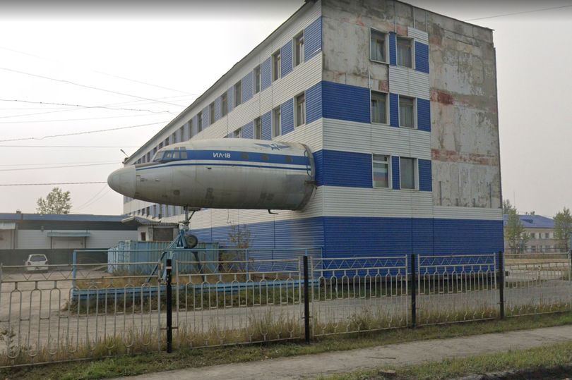 Google Maps User Spots Cockpit Of Old Soviet Aircraft Used As House ...