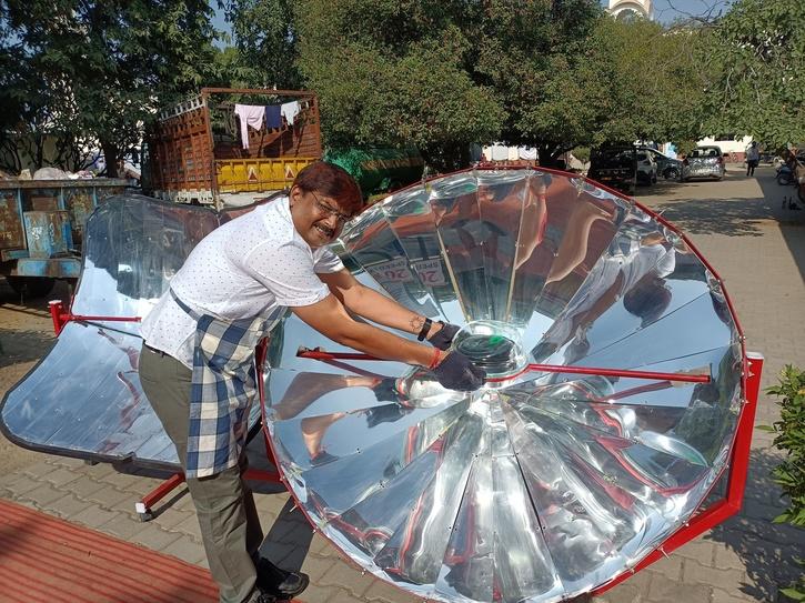 Sun-Cooked Cakes And Pizzas? These Solar Cookers Can Get It Done ...