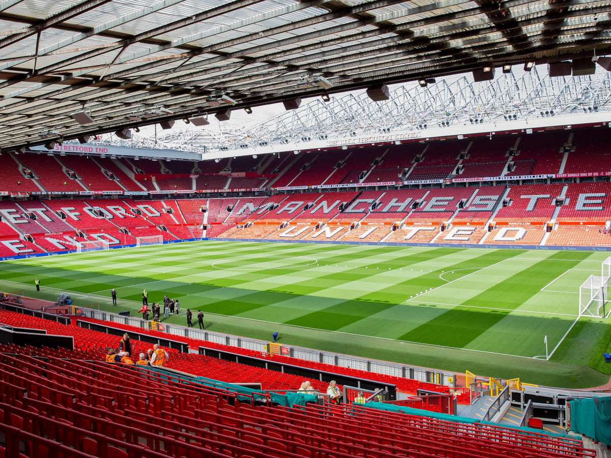 Manchester United Owners Are Considering Selling The Club