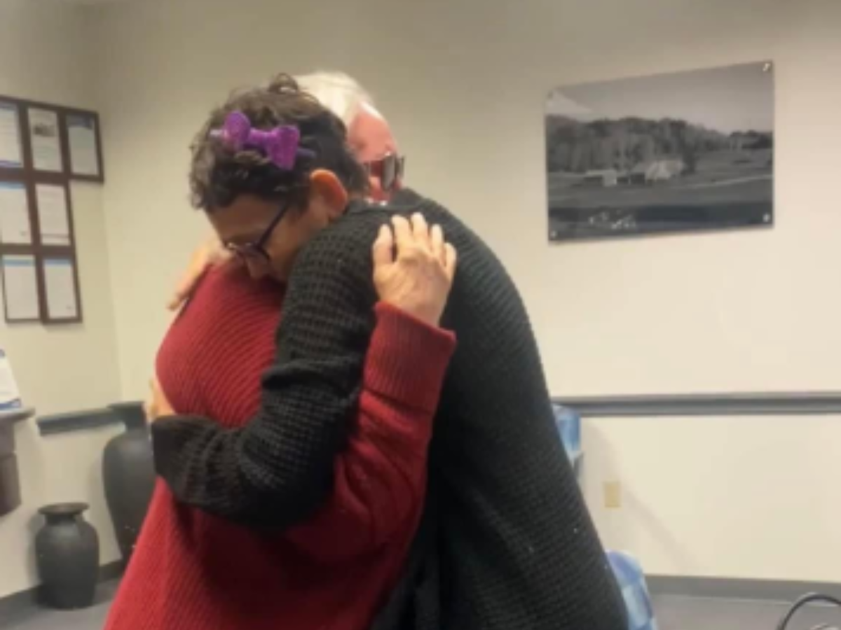 After Being Kidnapped By Babysitter, American Woman Reunites With ...