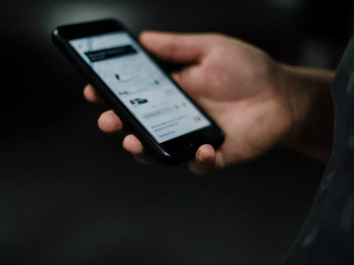US Man Takes Uber To Rob A Bank, Makes Driver Wait Outside For A Ride ... US Man Takes Uber To Rob A Bank, Makes Driver Wait Outside For A Ride ...