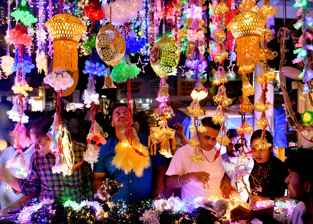 Ahead Of Diwali, XBB And BQ.1, Sub-Variants Of Omicron Puts India On ...