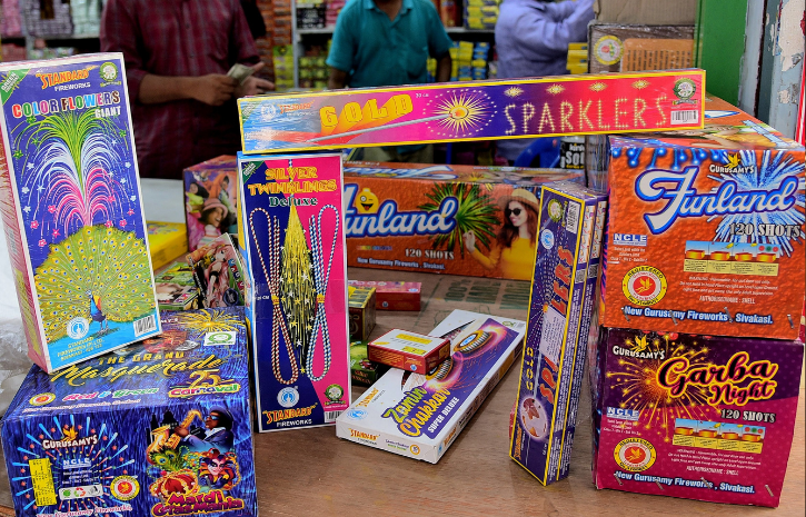 Standard Fireworks Crackers