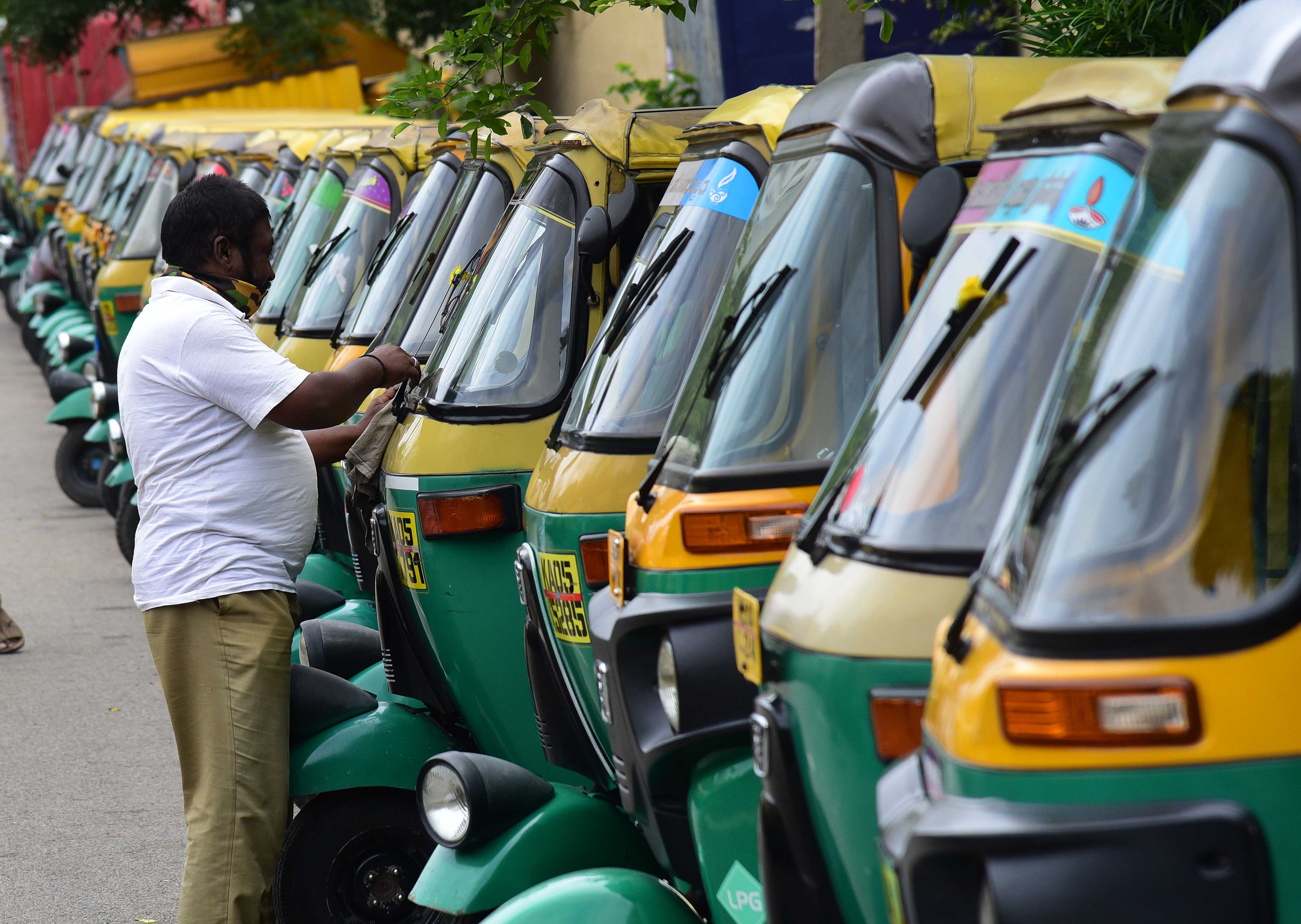 Cab Aggregators Ordered To Stop Auto Service In Bengaluru For Charging ...