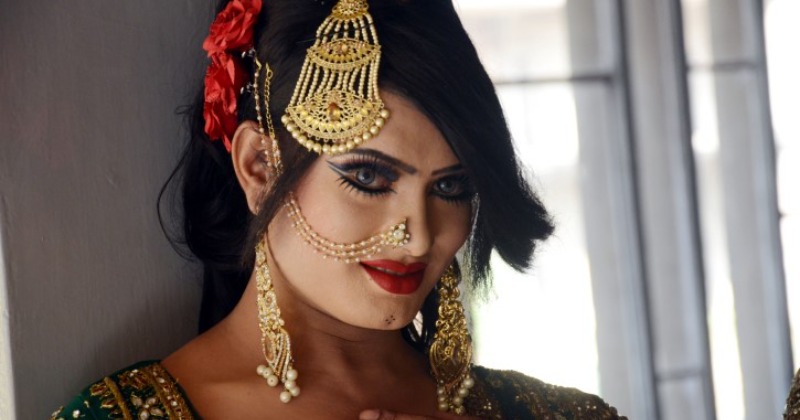 Zodiac Compatibility Quiz में हिस्सा लें और पता लगाएं कि किस राशि का ...