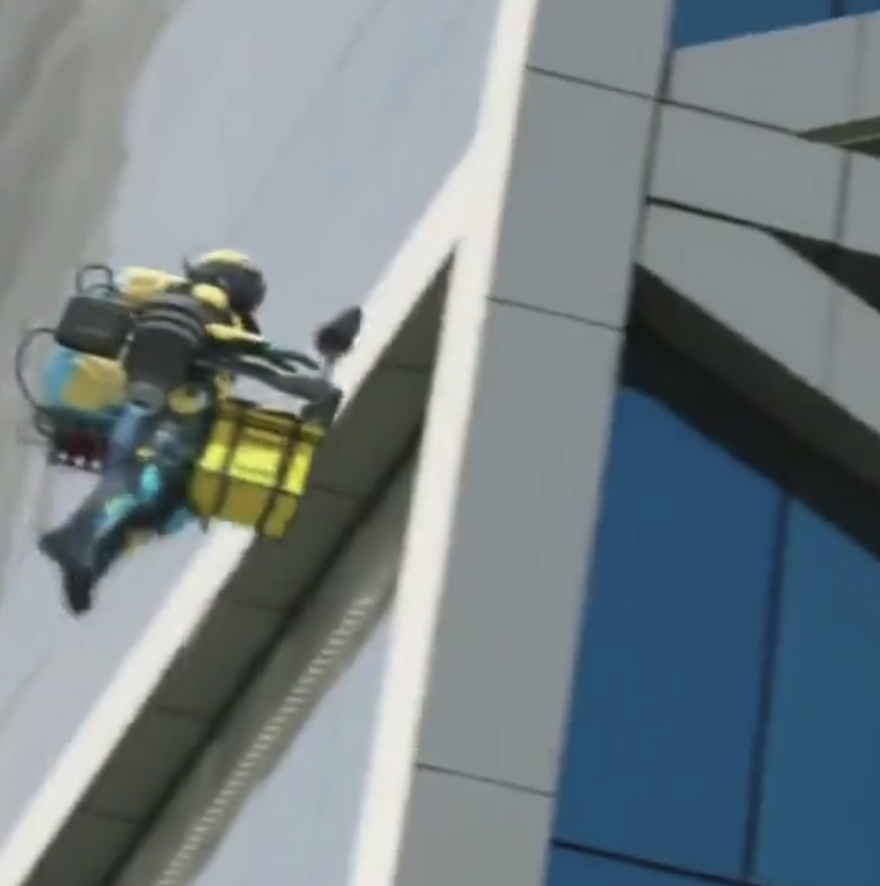 Video Of Delivery Agent Flying On A Jetpack To Deliver Food Goes Viral ...