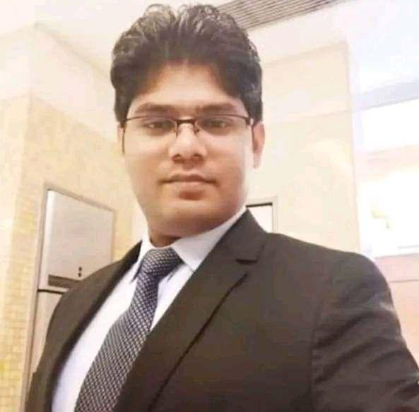 UPPSC 2021: पिता DM के ड्राइवर हैं, बेटा UPPSC में 40वां रैंक ले आया और बन गया SDM