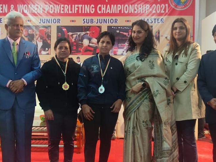 पति की मौत के बाद 'डिप्रेशन' ने घेर लिया था, हार नहीं मानी, पावर ...