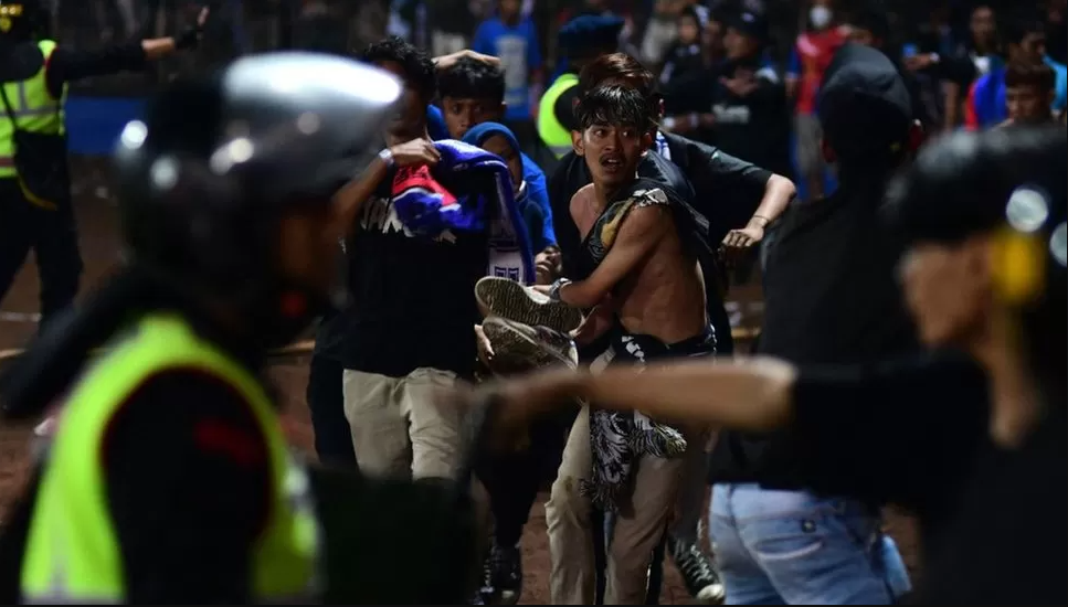 In One Of The World's Worst Stadium Disasters, 127 Killed In Stampede ...