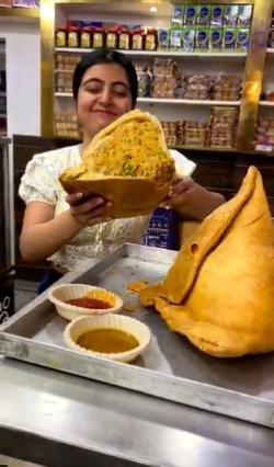 Meerut Sweet Shop's Giant Samosa Gets Thumbs Up