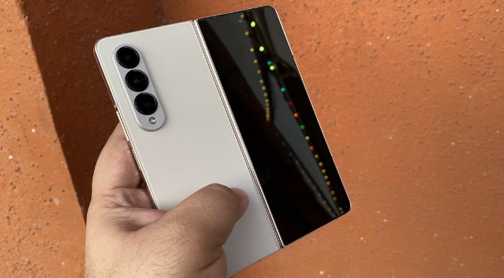 Samsung Galaxy Z Fold4 Offers A Premium And Refined Folding Phone ...