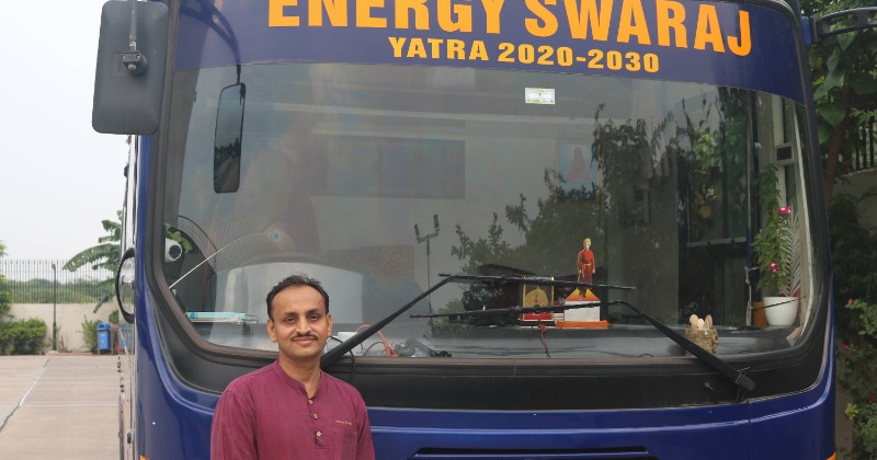 For Two Years This IIT Professor Has Been Travelling Across India To ...